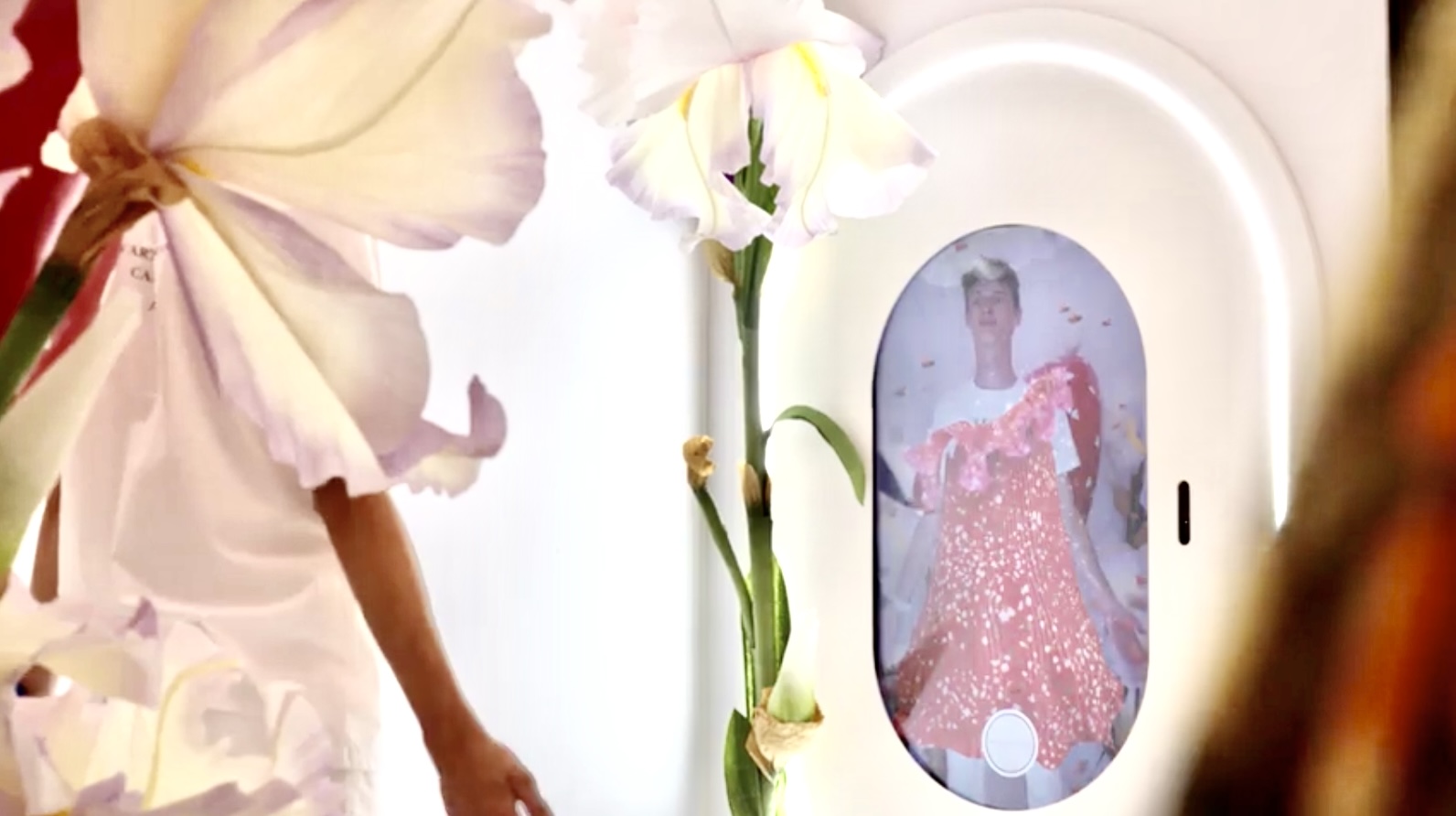 Snap’s AR feature expands to immersive exhibit activations