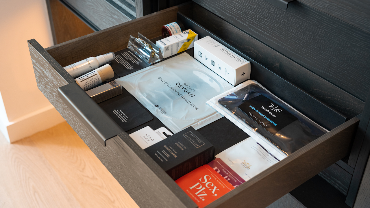 Minibar Beauty: Hotels enter the beauty retail game - Glossy