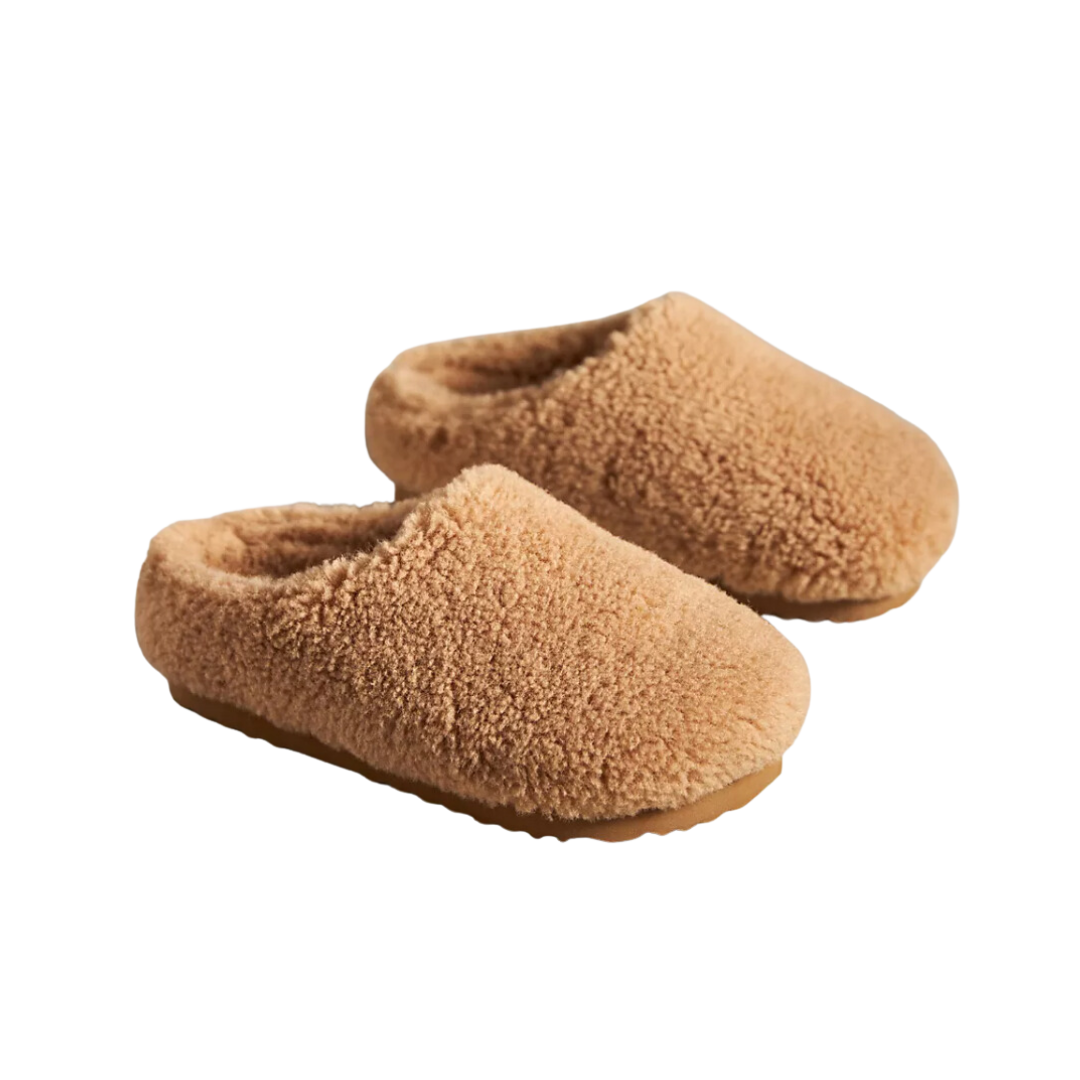 4 dupes for the sold-out viral Crocs Cozzzy Shearling Slippers - Glossy